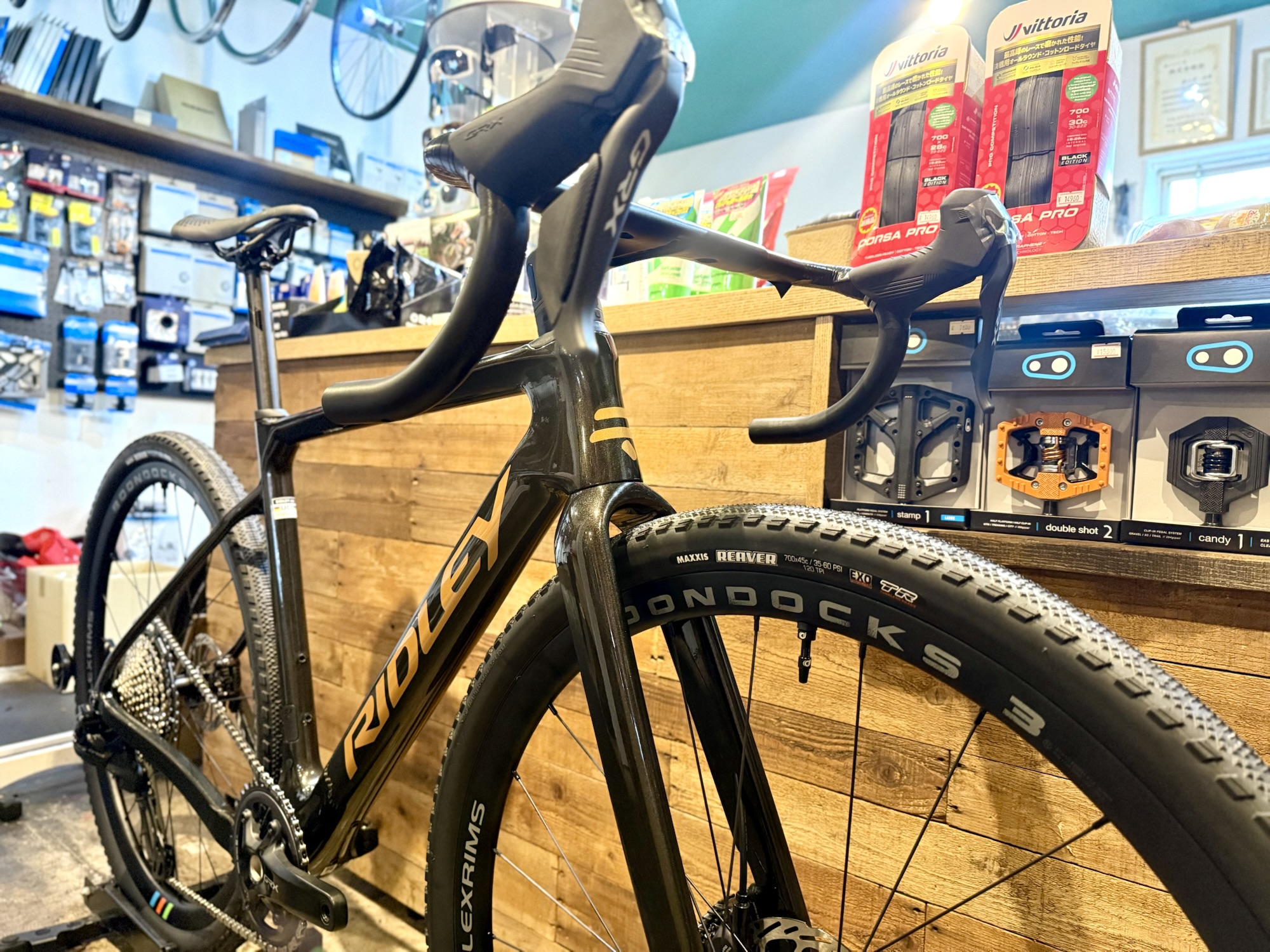 【RIDLEY ASTR】ロードバイクの次の楽しみ方。1台で何役もこなす最新レーシンググラベル - 小田原市国府津のスポーツ自転車専門店 ...
